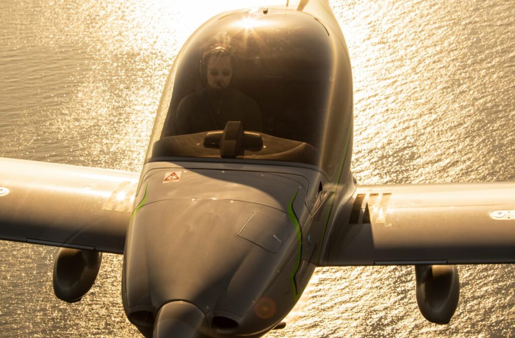 Private Owner - Elixir Aircraft